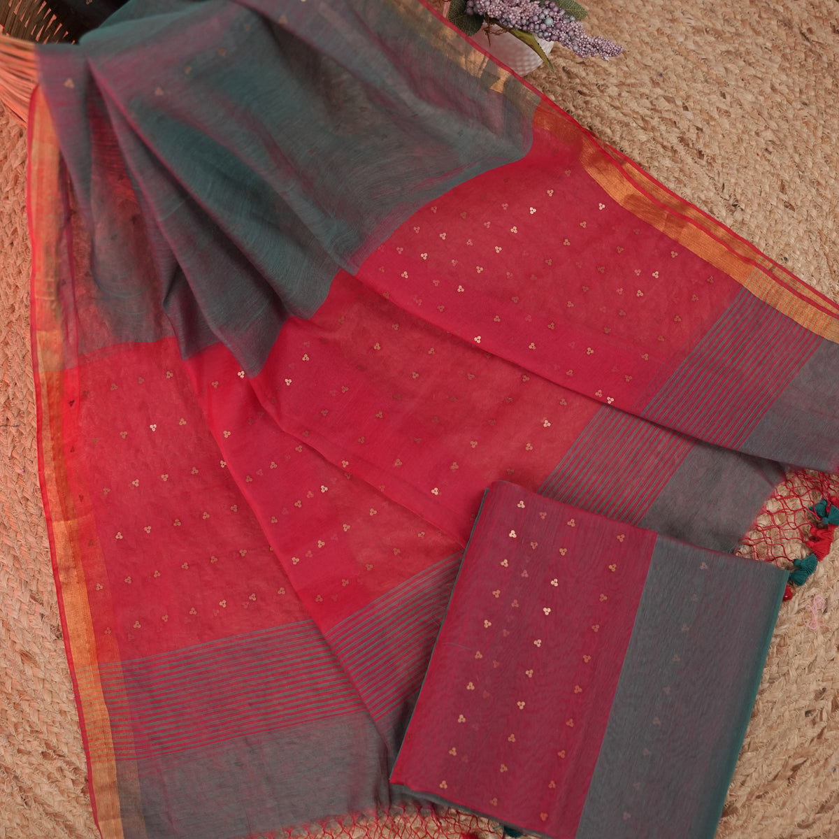 Jamdani Resham Muslin Silk Suit Set With Sequin Weaving Crimson Ash ...